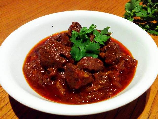 Pyaji Mutton or Mutton with Pyaaz Recipe - Mutton Onion curry