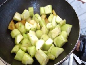 Aloo Jhinge or Jhingli or Ridge Gourd ki Jeere wali Curry